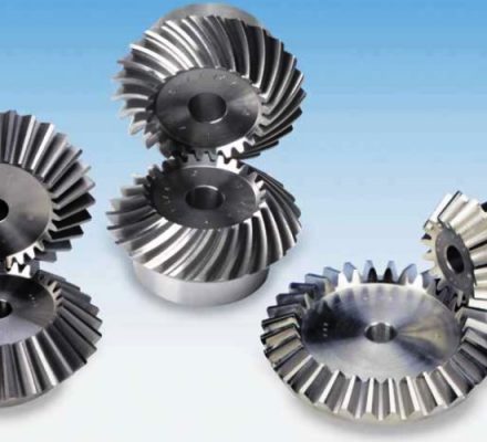 Pinioane cu dinti drepti/inclinati | BIBIS COM